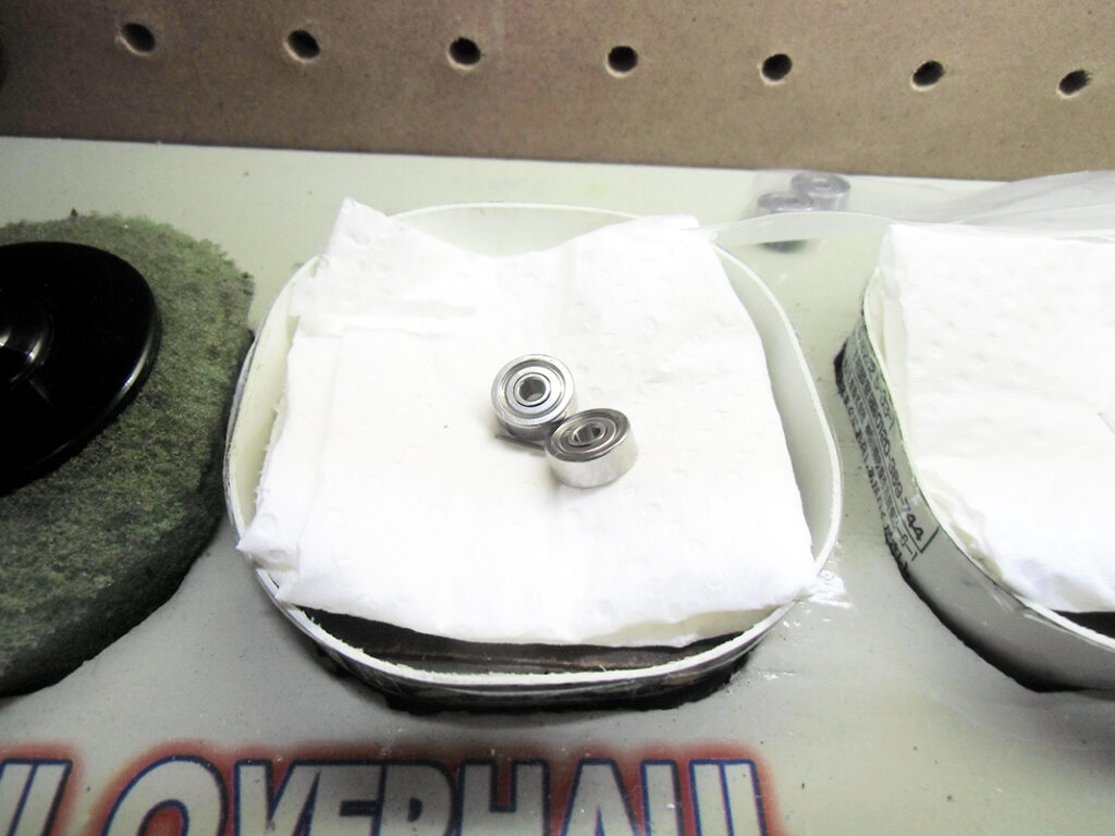 メンテナンス日記#1389：アブ ガルシア アンバサダー 5000C 重い巻き感 ベアリング交換